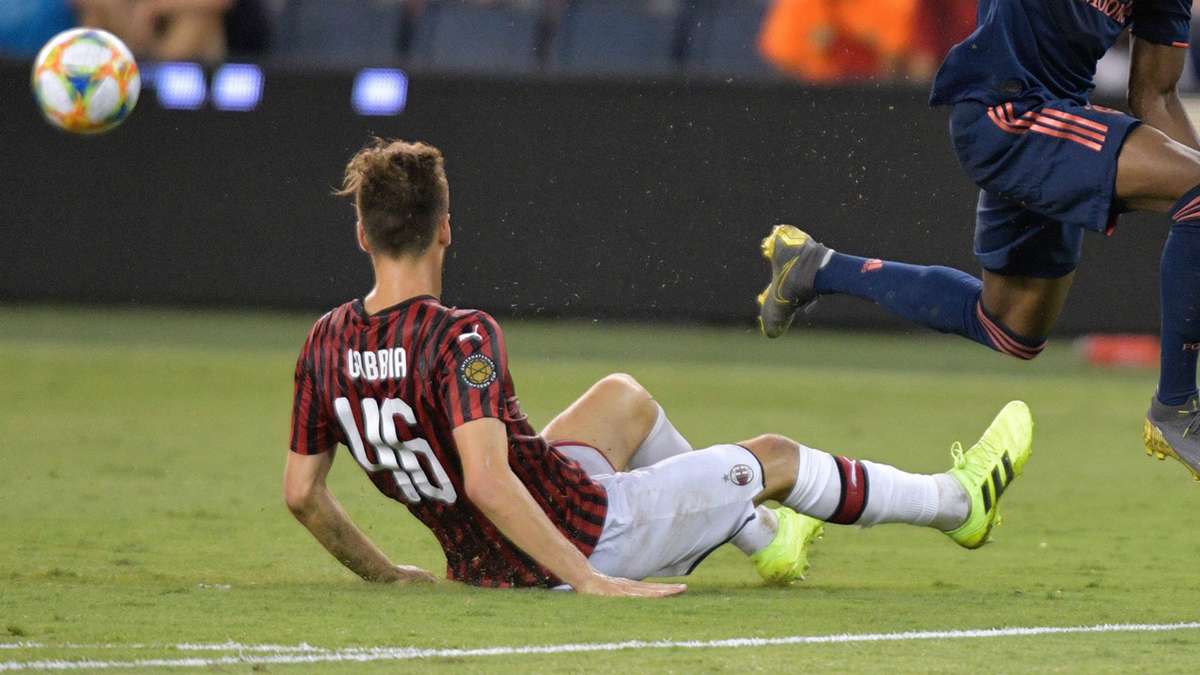 Milan, ora è ufficiale: Gabbia rinnova fino al 2024 | DirettaGoldbet Milan, ora è ufficiale: Gabbia rinnova fino al 2024 | DirettaGoldbet