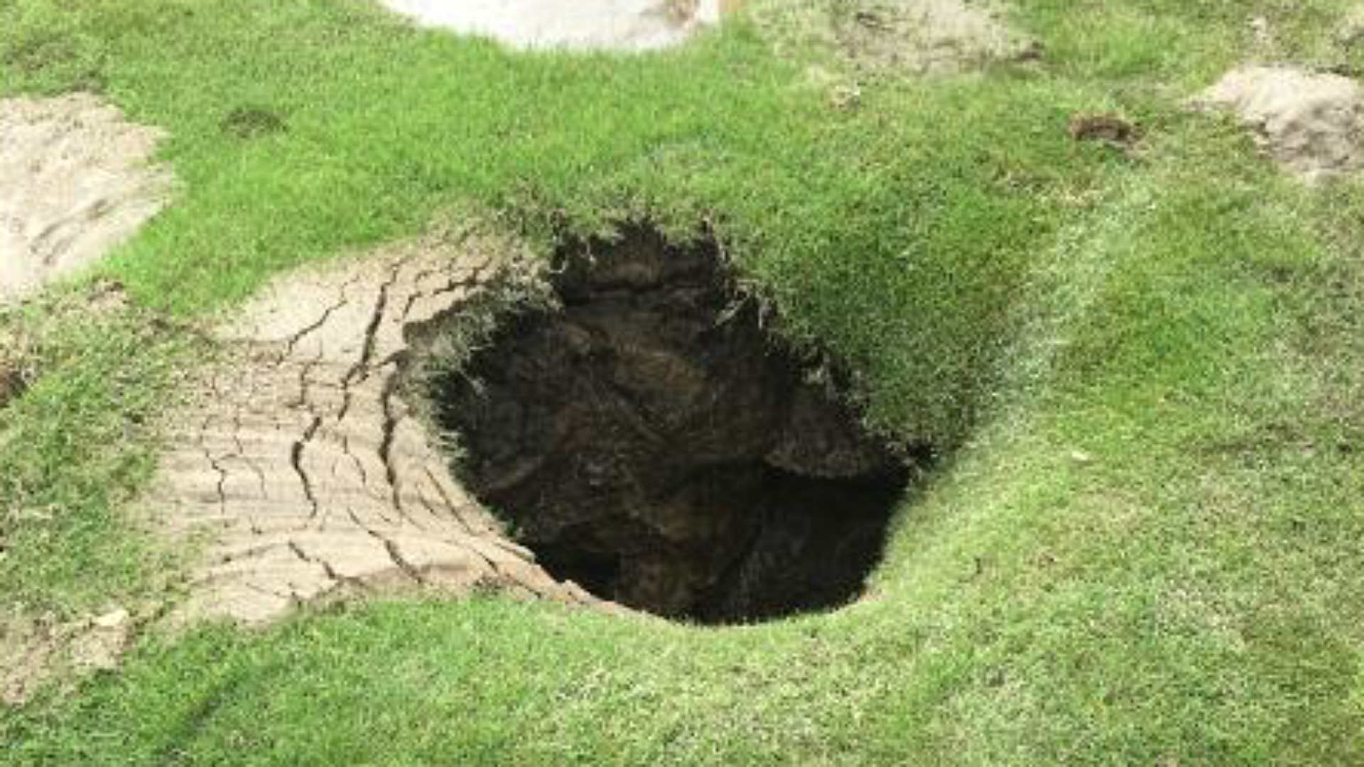 Hole - definition and meaning with pictures | Picture Dictionary & Books Hole - definition and meaning with pictures | Picture Dictionary & Books