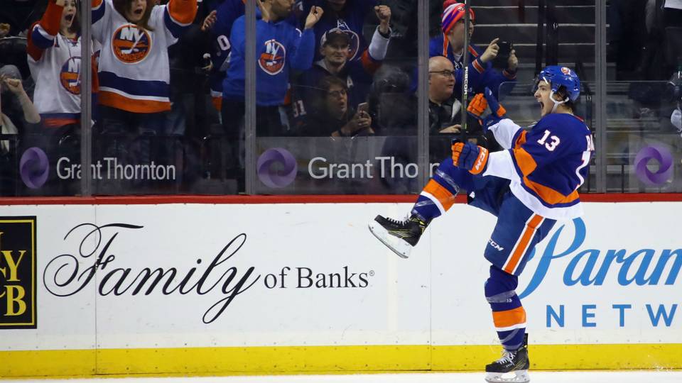 Islanders' 'rock star' Mathew Barzal relishes playing on big stage ...