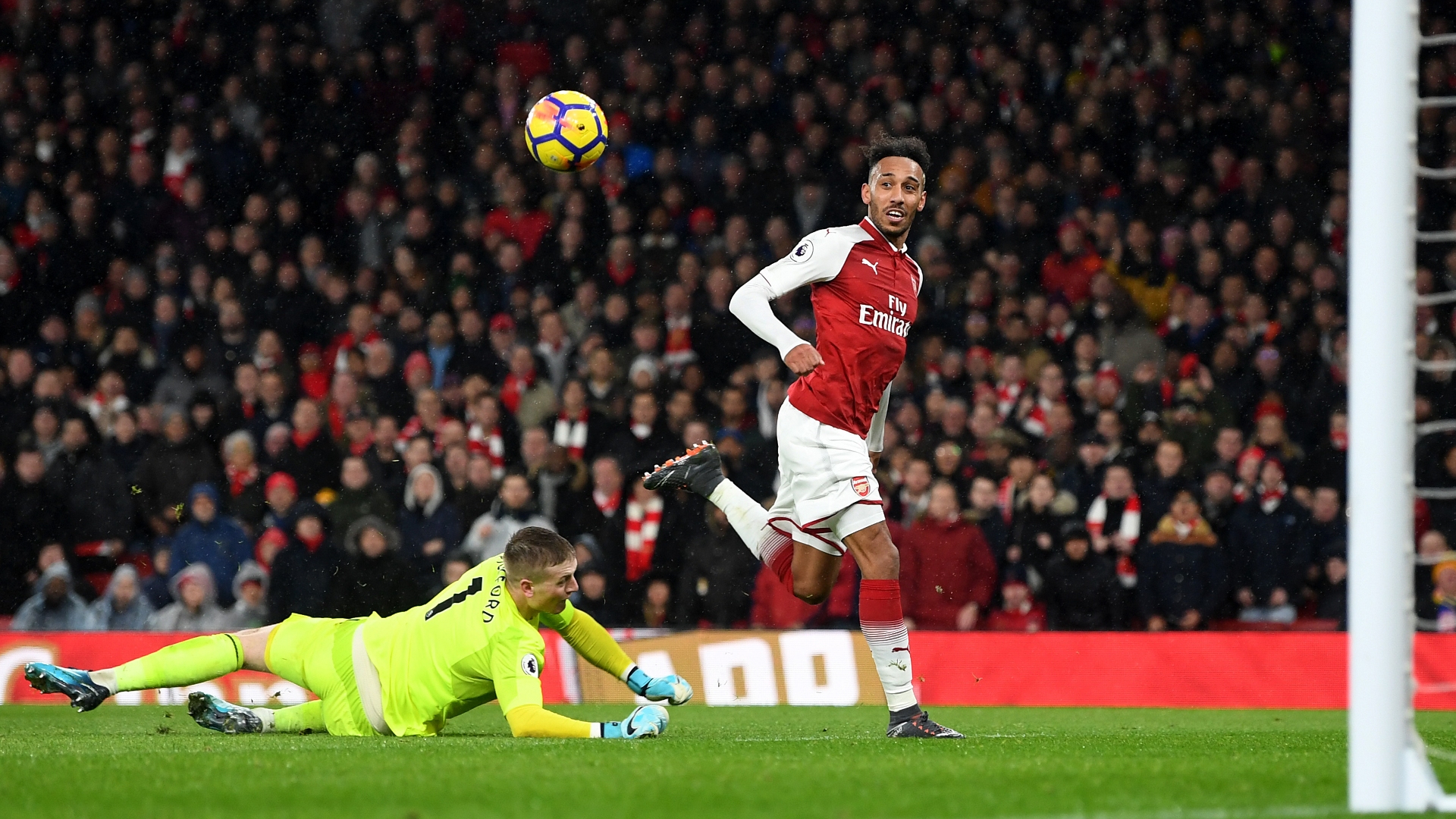 ‘A finish of dreams’ – Twitter salute Aubameyang after first Arsenal ...