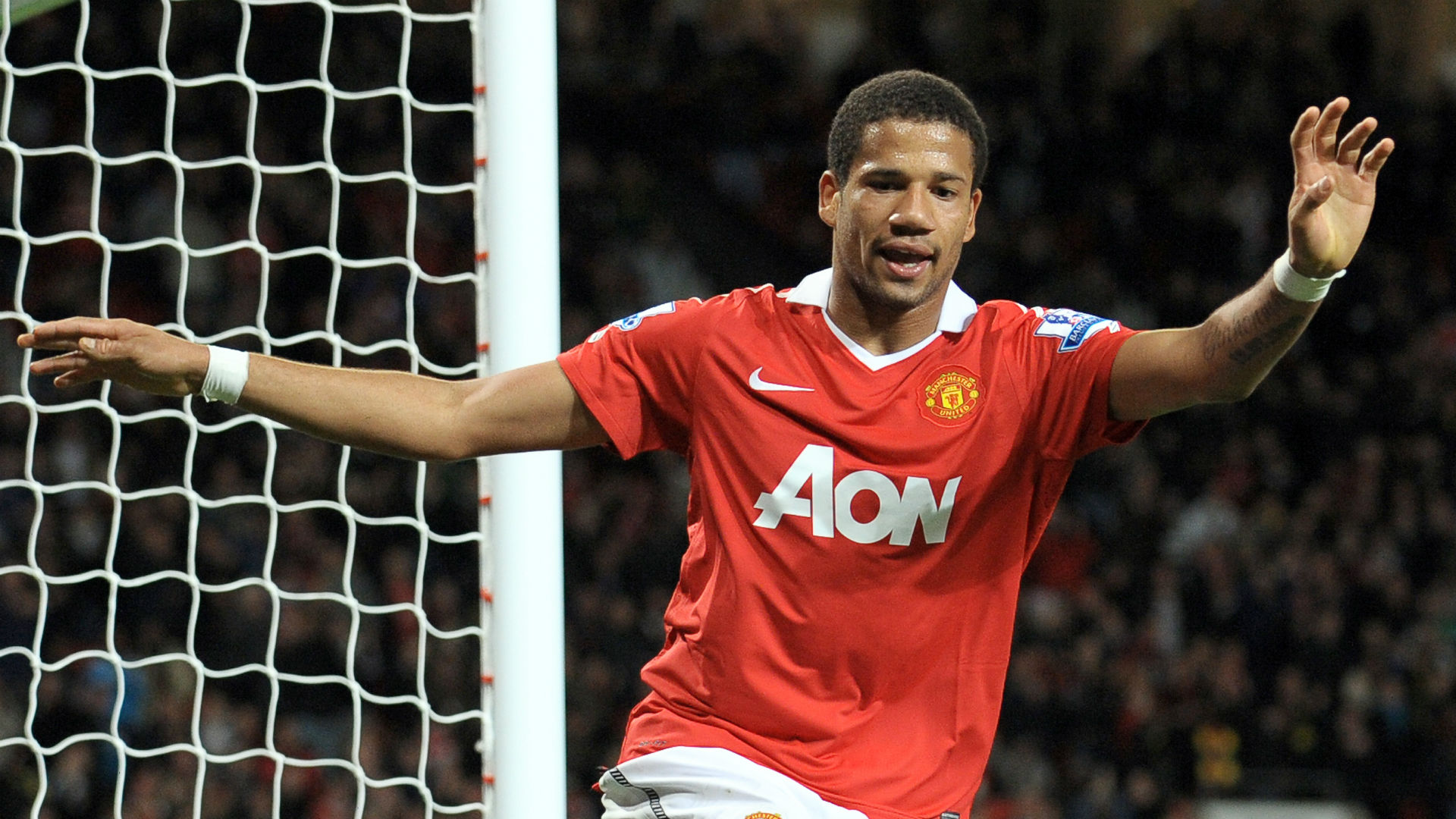 Bebe Manchester United - Goal.com