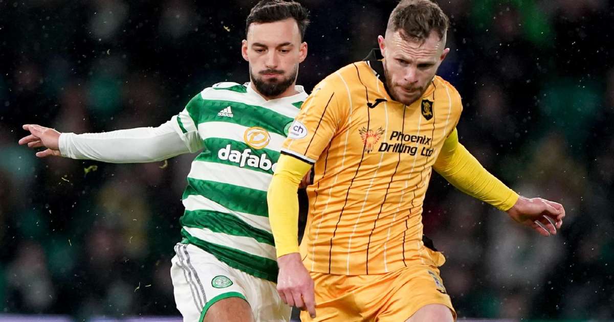 Barry Robson delighted to sign ‘proven leader’ Nicky Devlin for Aberdeen