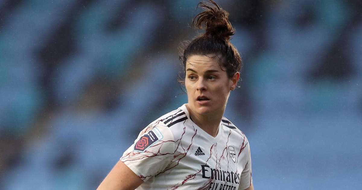 Arsenal defender Jen Beattie agrees new contract