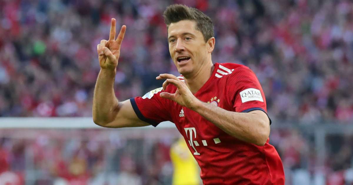 Lewandowski scores 200th Bundesliga goal