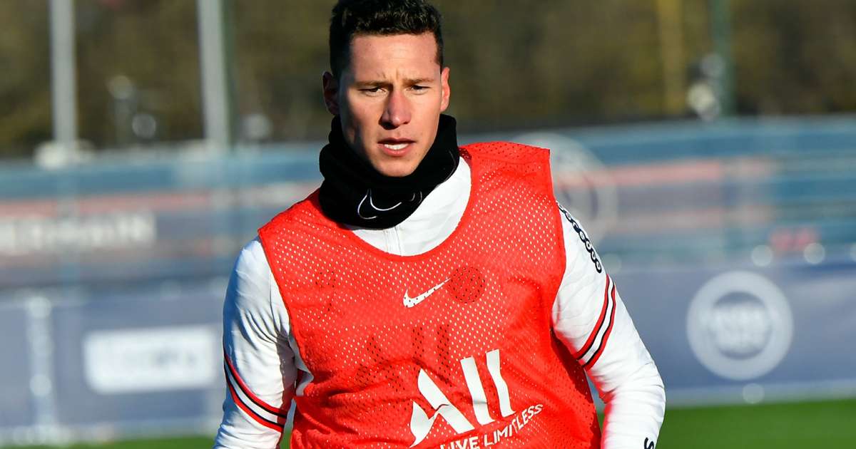 PSG midfielder Draxler joins Benfica on loan