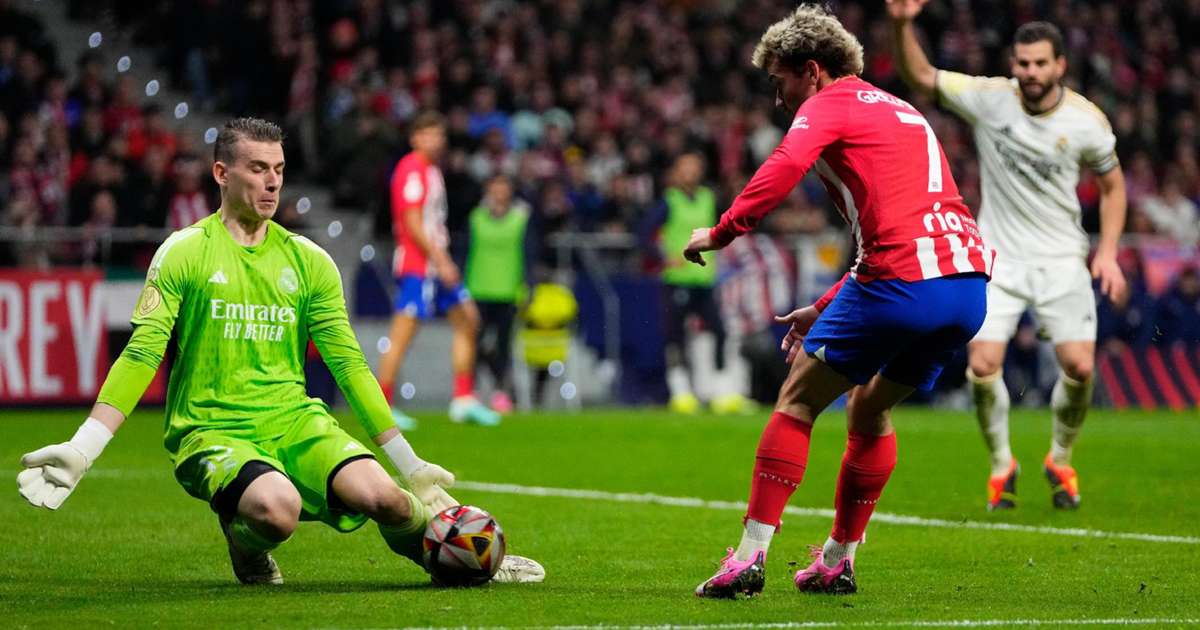 Carlo Ancelotti keeping faith with top stoppers despite Real Madrid ...