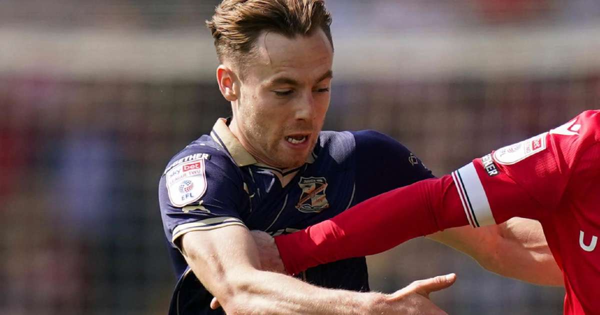 Dan Kemp and Rushian Hepburn-Murphy on target as Swindon see off Newport