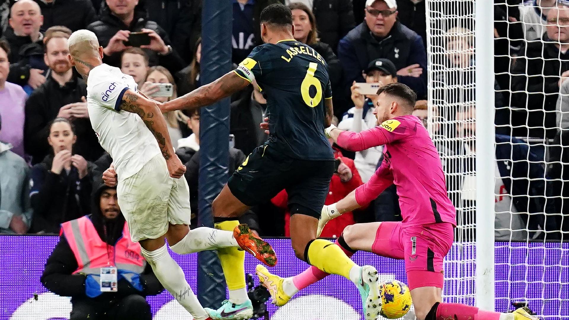 Rumour Has It: Man Utd make Harry Kane top transfer target