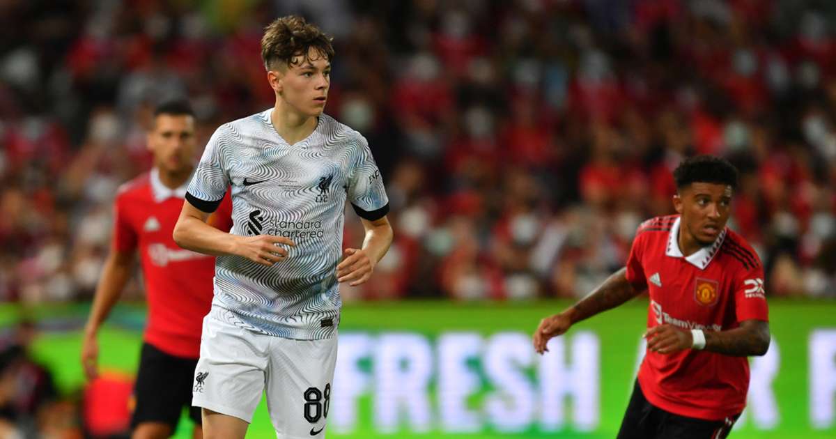 Liverpool youngster Chambers signs new contract
