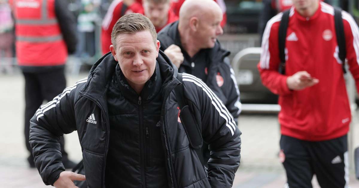 Barry Robson tells his Aberdeen players to embrace playing at Ibrox