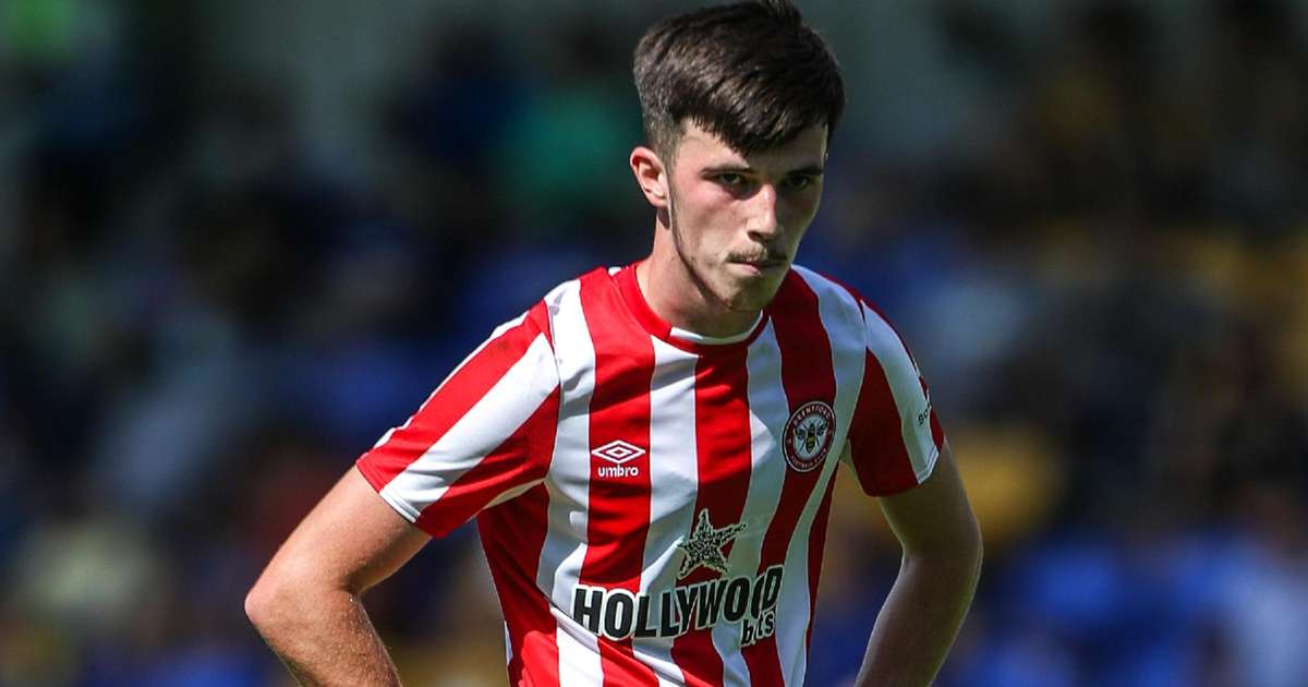 Forward Alex Gilbert signs for Middlesbrough following Brentford exit