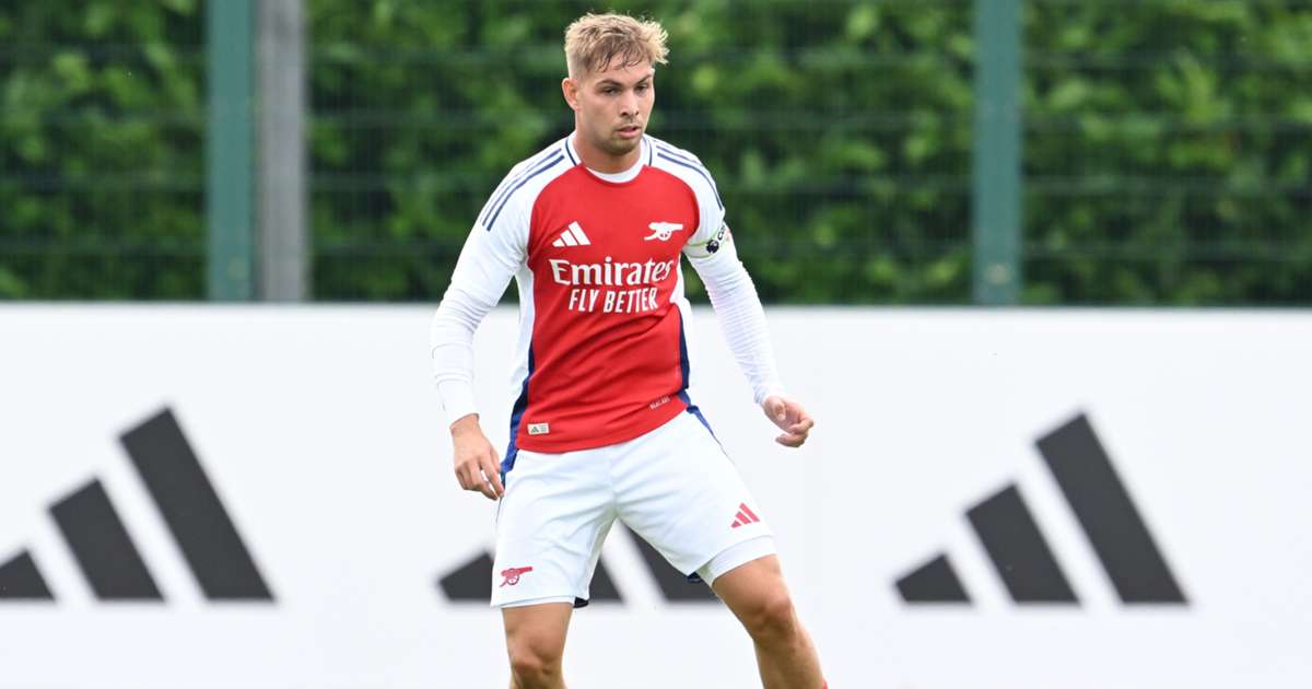 Fulham sign Smith Rowe from Arsenal for club record fee