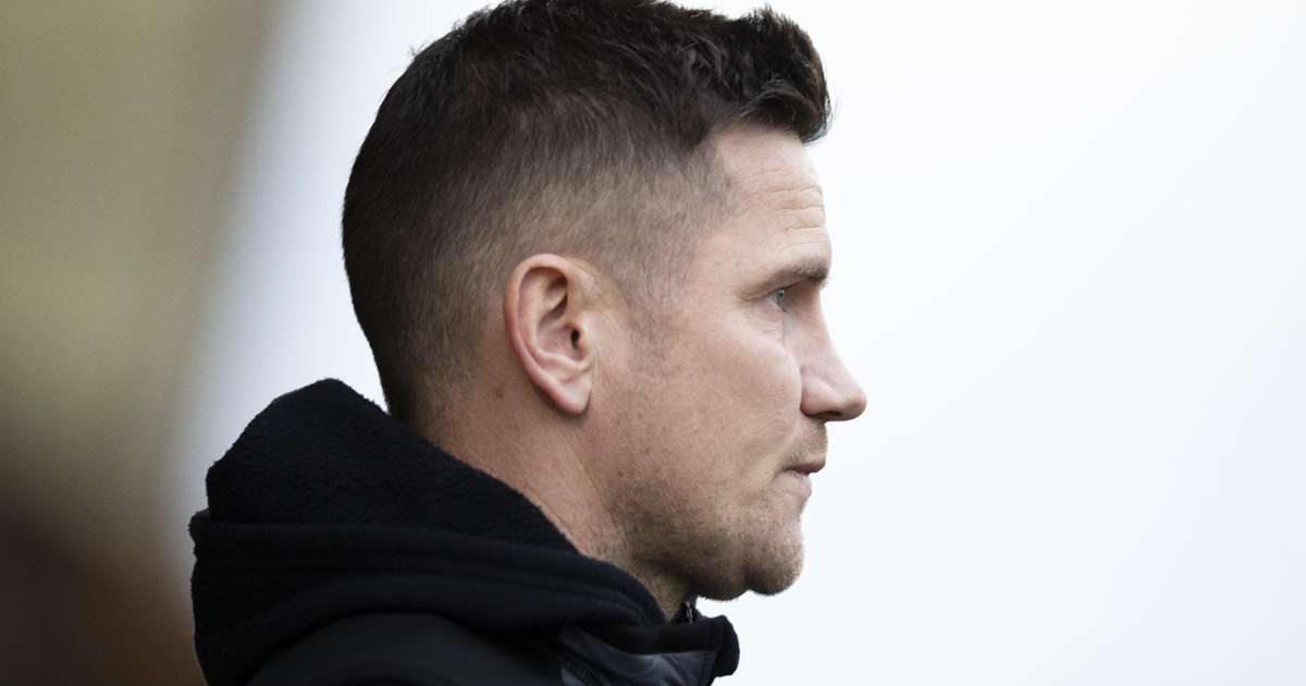 Lee Bell says Crewe could have scored more in impressive victory at Barrow