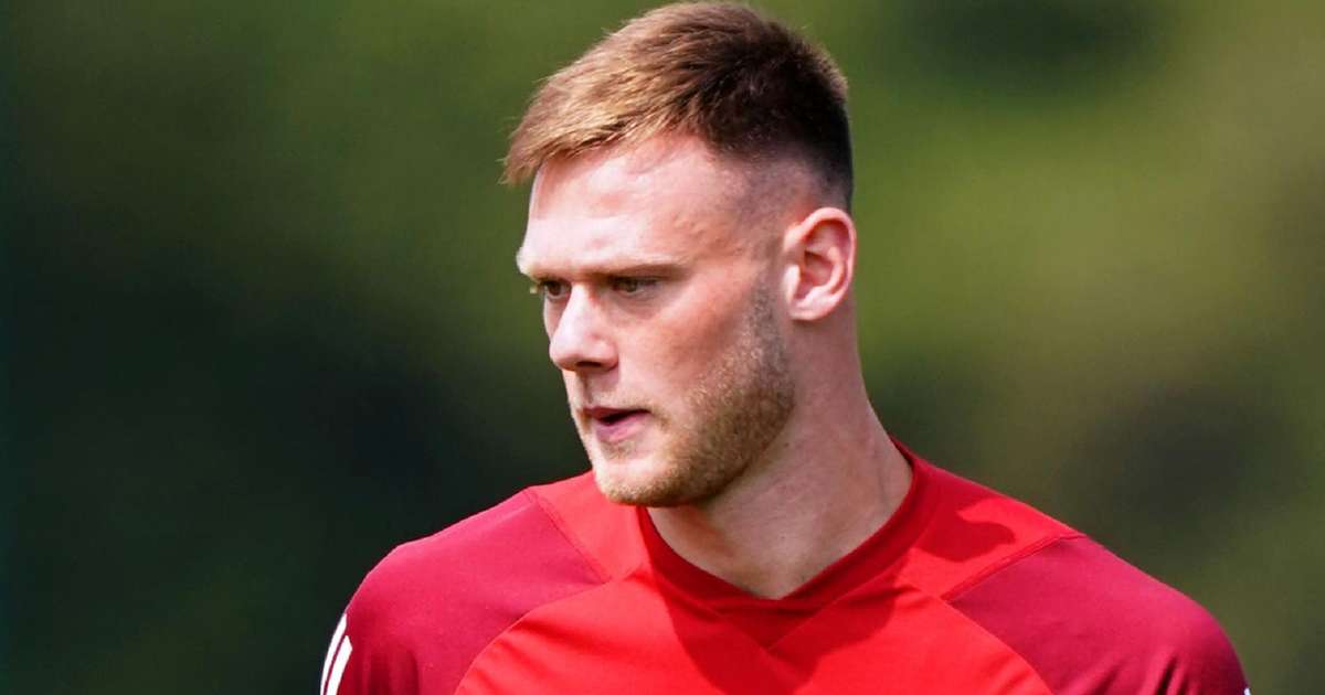 Joe Low double helps Wycombe past Leyton Orient