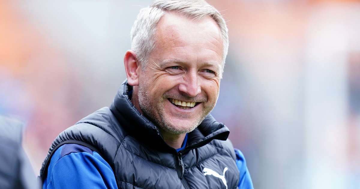 Neil Critchley back at Blackpool for second spell as manager