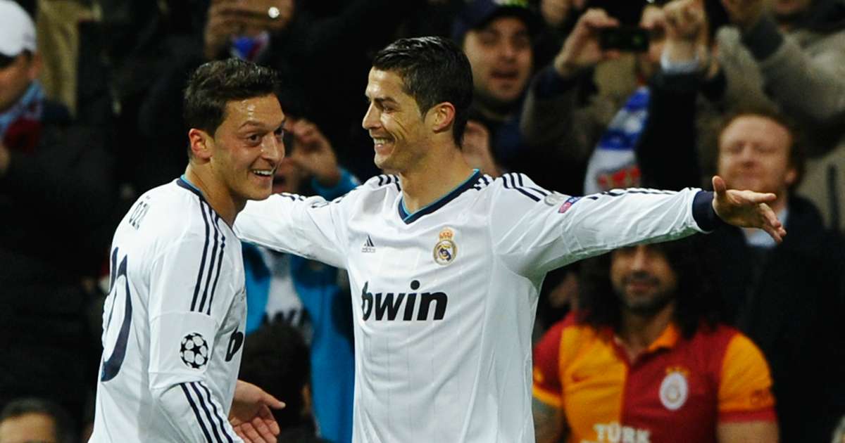 Ronaldo one of the greatest footballers who's ever lived, says Ozil