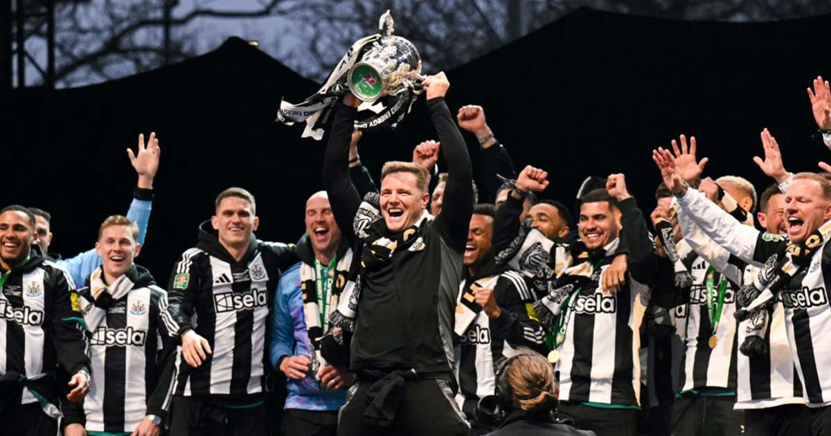 Newcastle desperate to win another title 'in any way we can', says Howe
