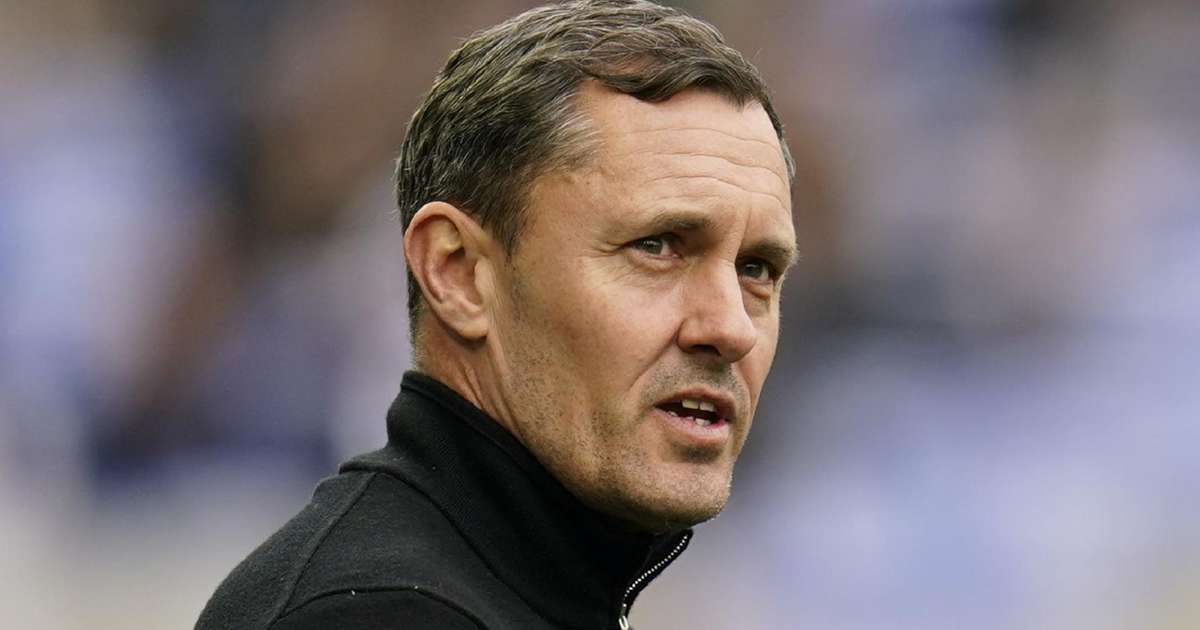 Paul Hurst hails ‘huge effort’ as Grimsby finish impressive season with ...