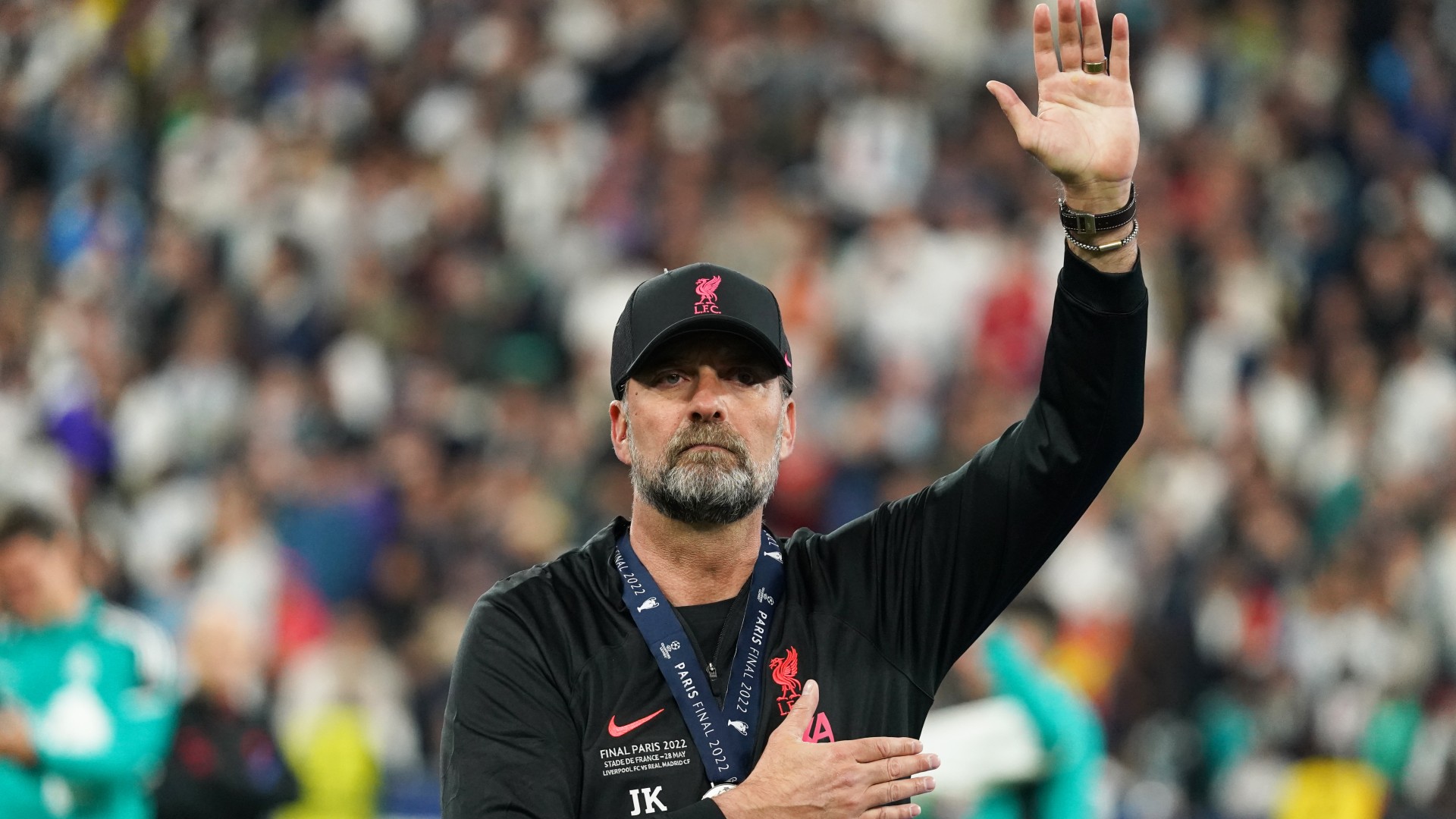 Klopp hails Liverpool 'identity' and tackles Brewster future