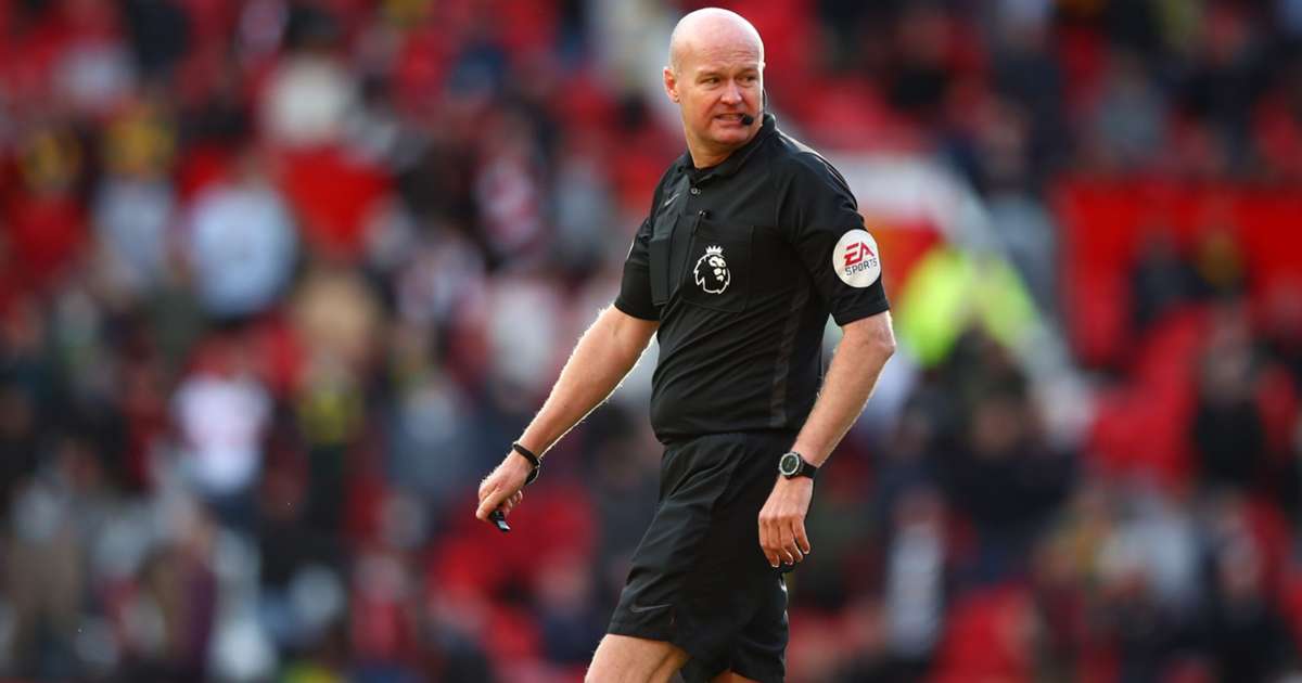 VAR official Mason leaves his role after Arsenal-Brentford blunder