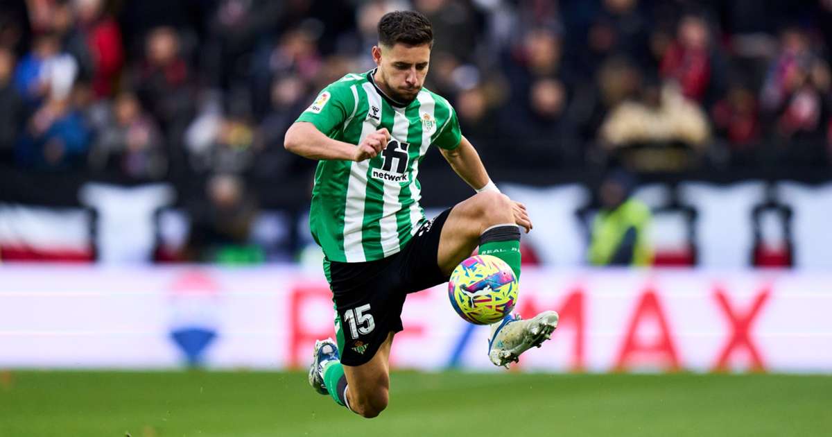 Aston Villa make Alex Moreno first signing of Unai Emery era