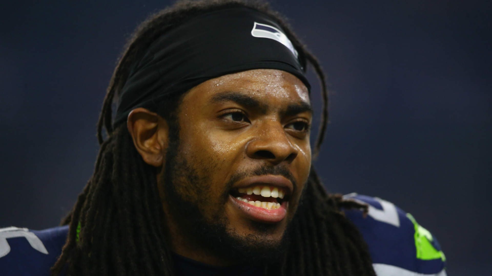 Watch: 49ers' Richard Sherman runs on field for first time since Ac...