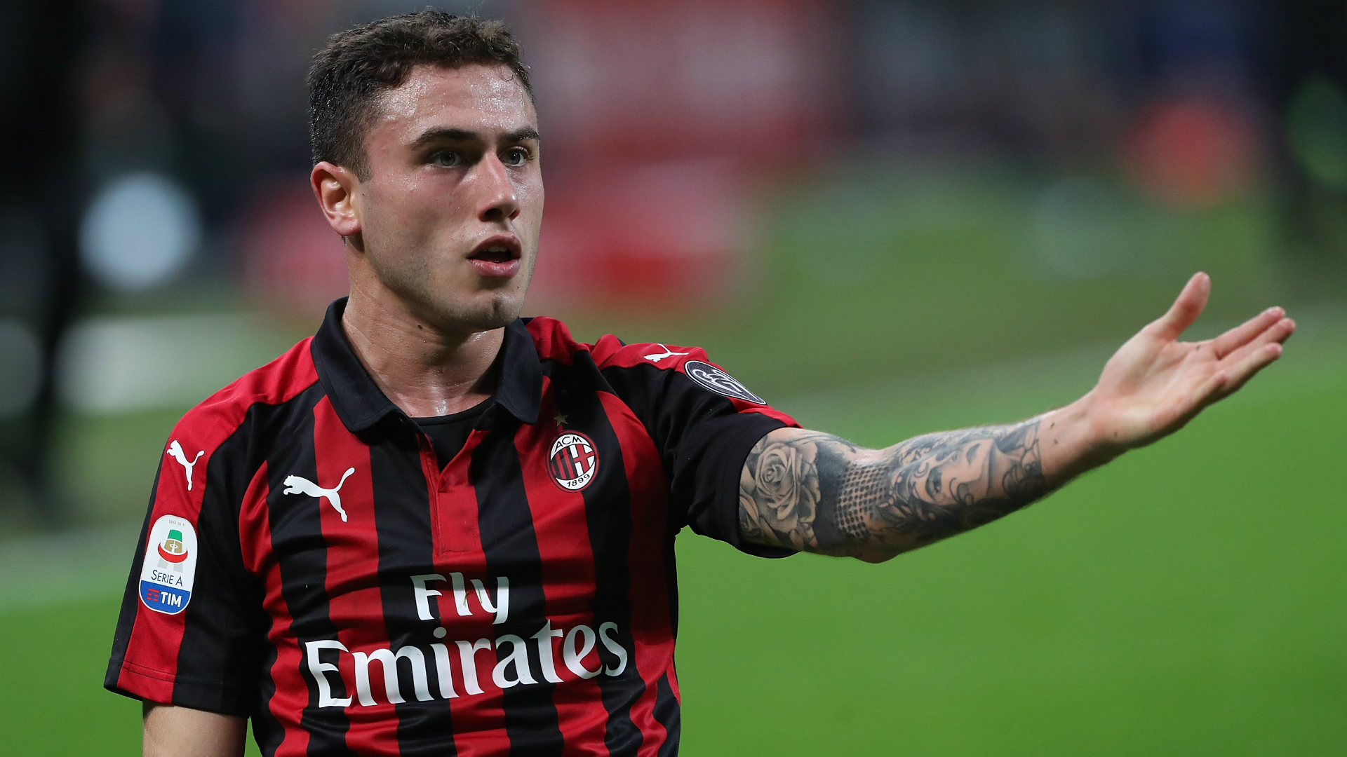 AC Milan News Defender Calabria Suffers Compound Leg Fracture Sporting News Canada ac-milan-news-defender-calabria-suffers-compound-leg-fracture-sporting-news-canada