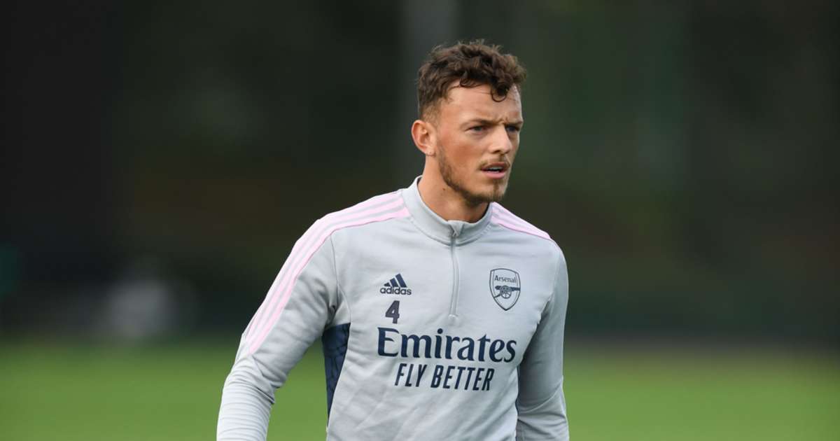White returns to Arsenal training following early exit from England camp