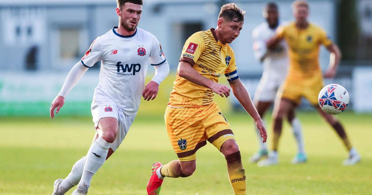 Sutton move off bottom with draw against Barrow in Steve Morison’s ...