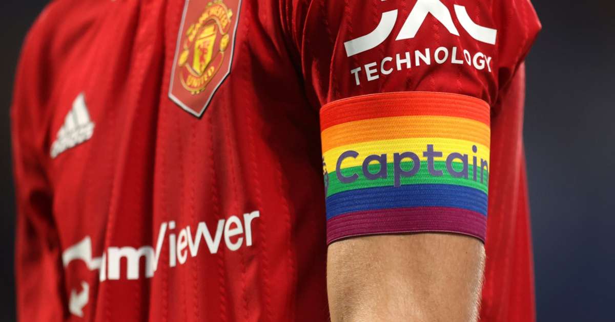 Man Utd vow to 'educate fans' following homophobic chants at Chelsea