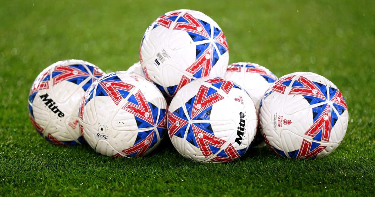 Louis Moult fires Dundee United four points clear at top after victory ...