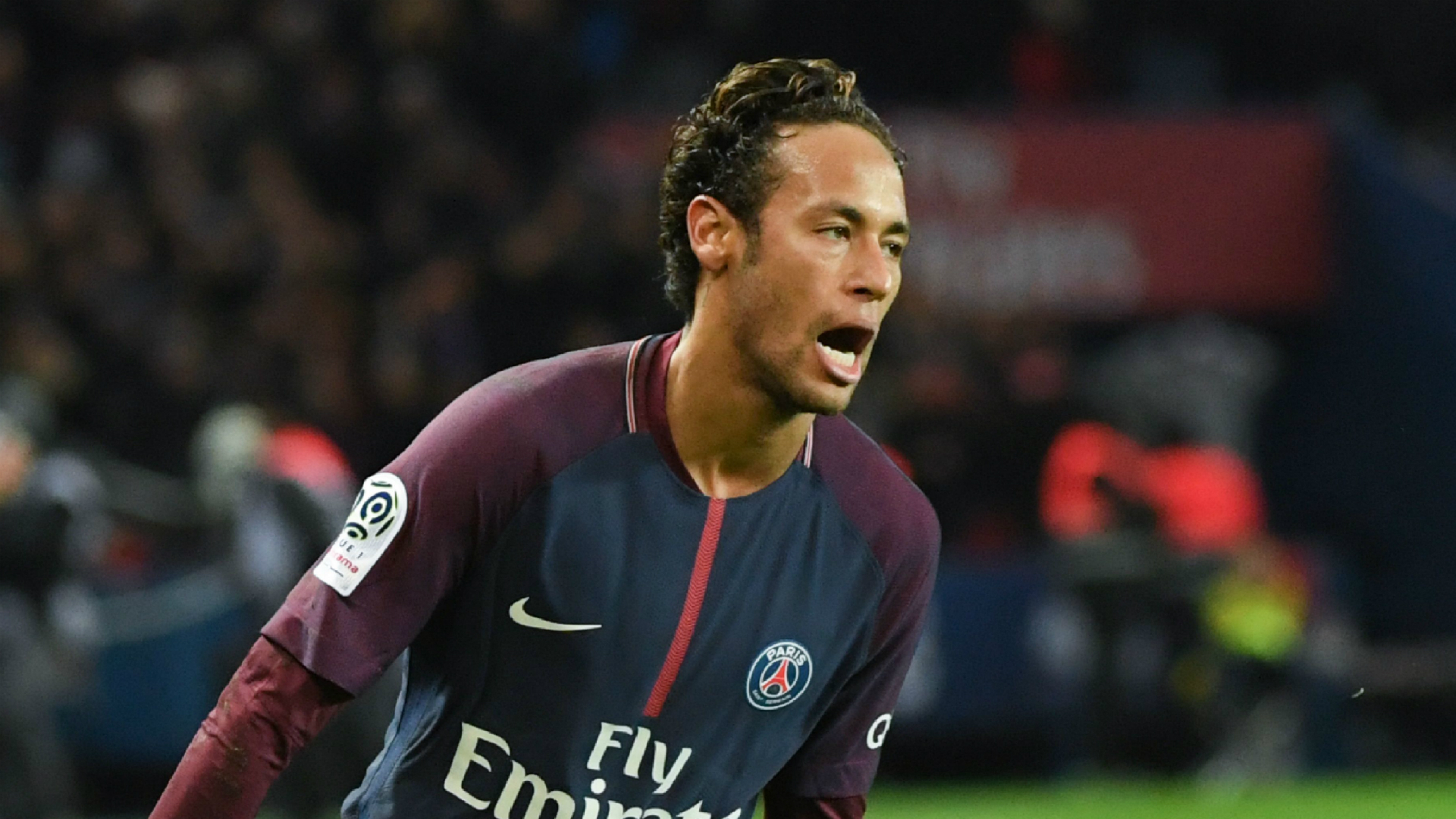 Neymar back on the sidelines at PSG with thigh injury | 15 Minute News