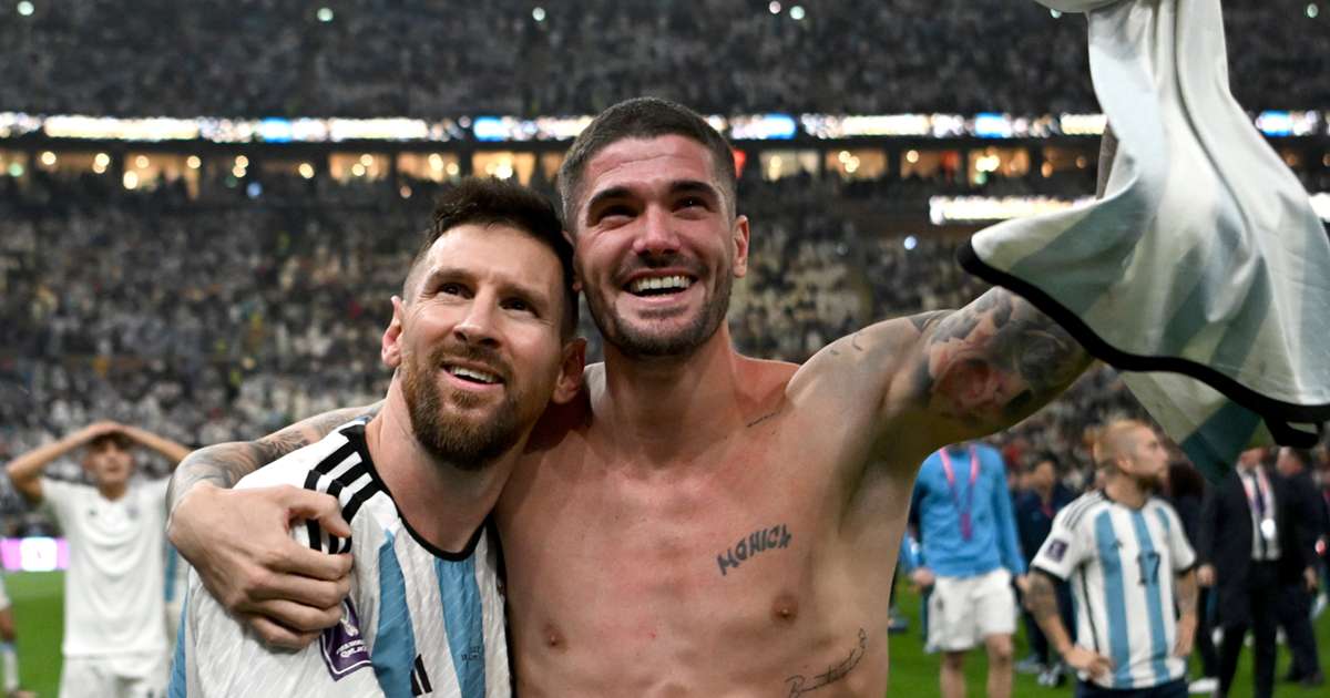 Argentina 'born to suffer' but deserved World champions - De Paul