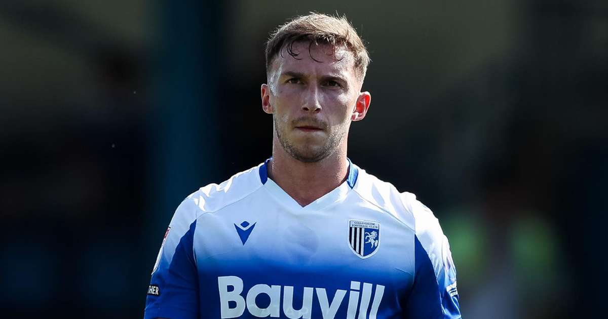 Conor Masterson provides light in the darkness for Gillingham with late ...