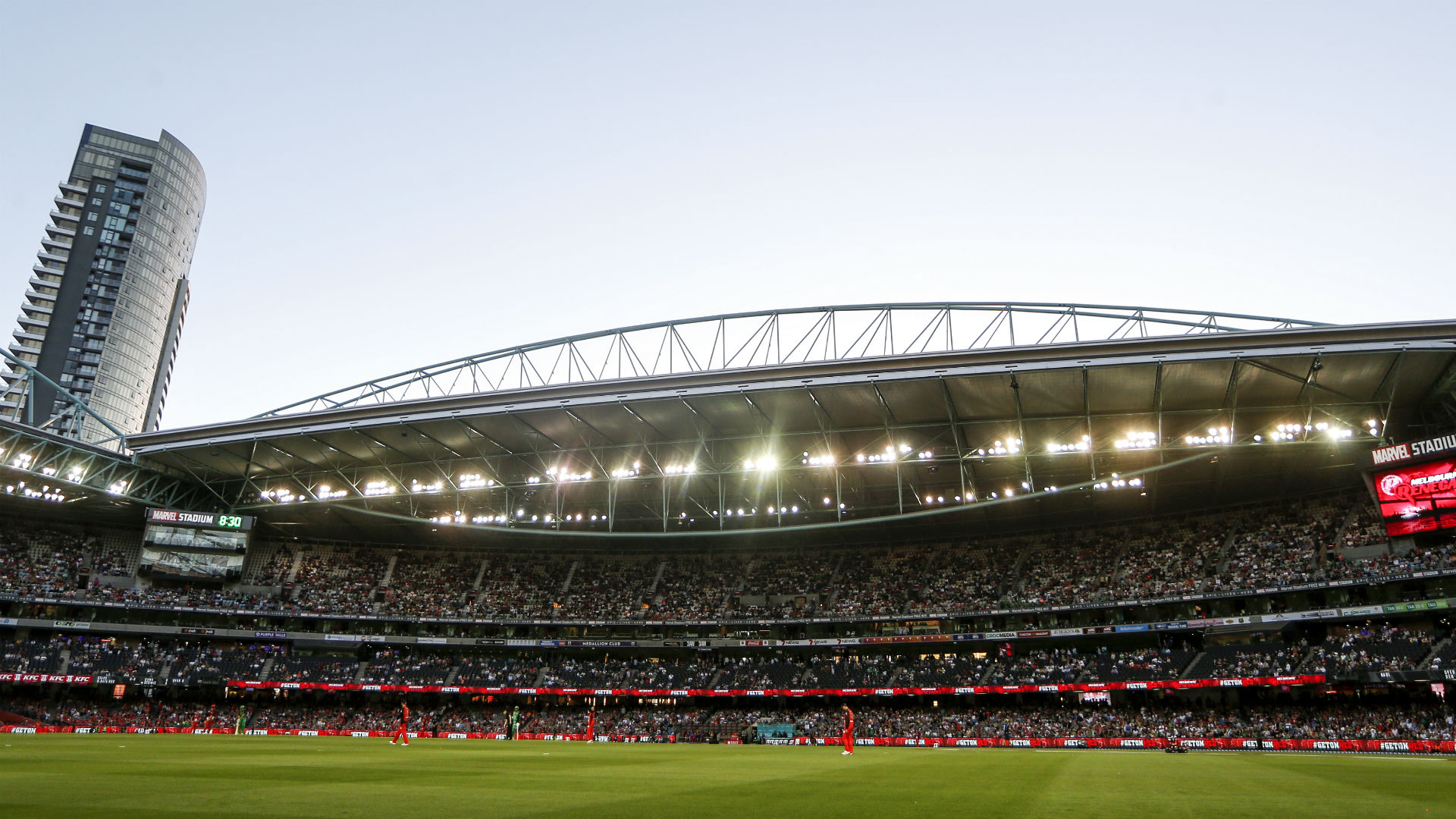 BBL08: Marvel Stadium evacuated after false alarm hours before Big Bash ...
