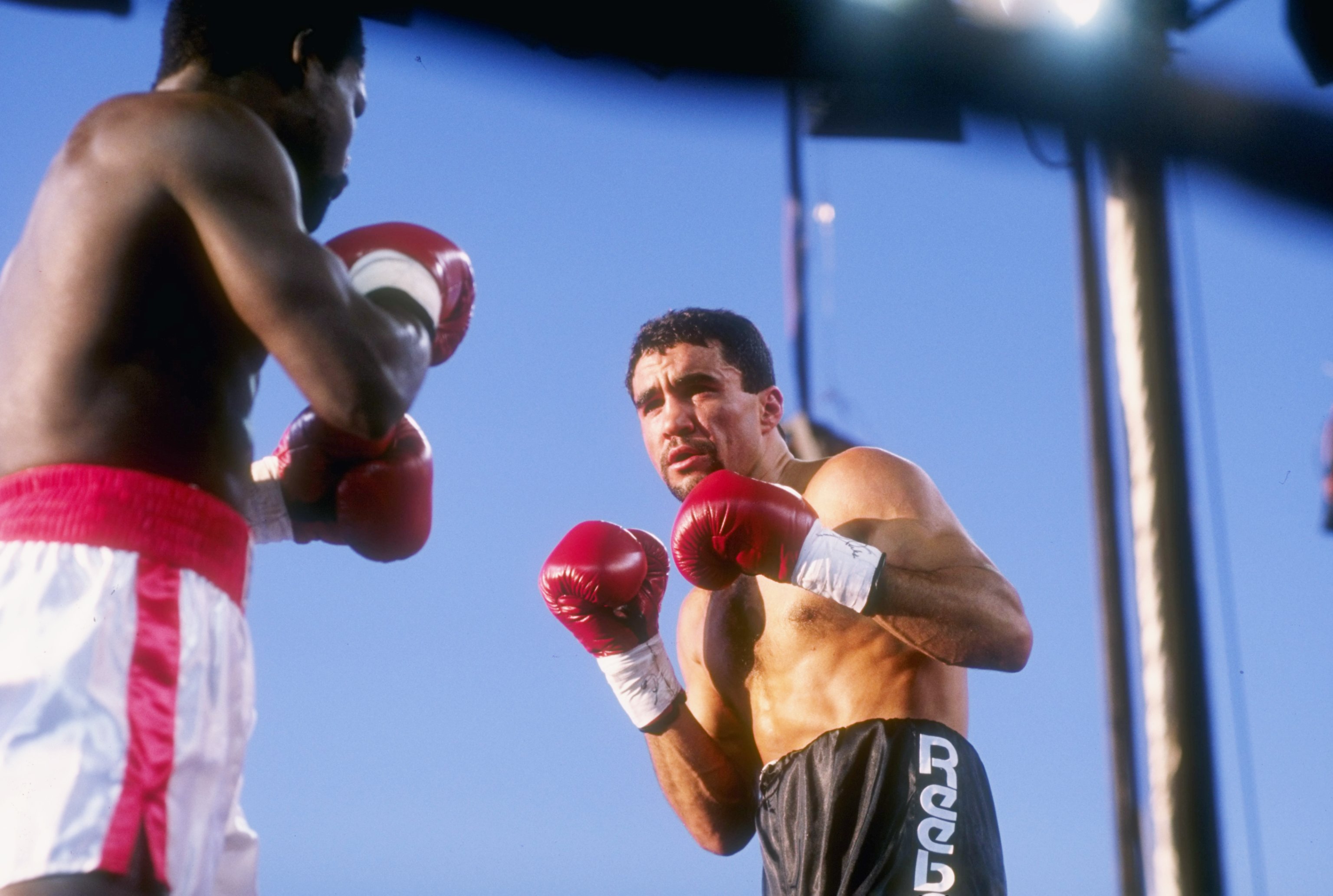 Boxing legend Jeff Fenech undergoes heart surgery in Thailand ...