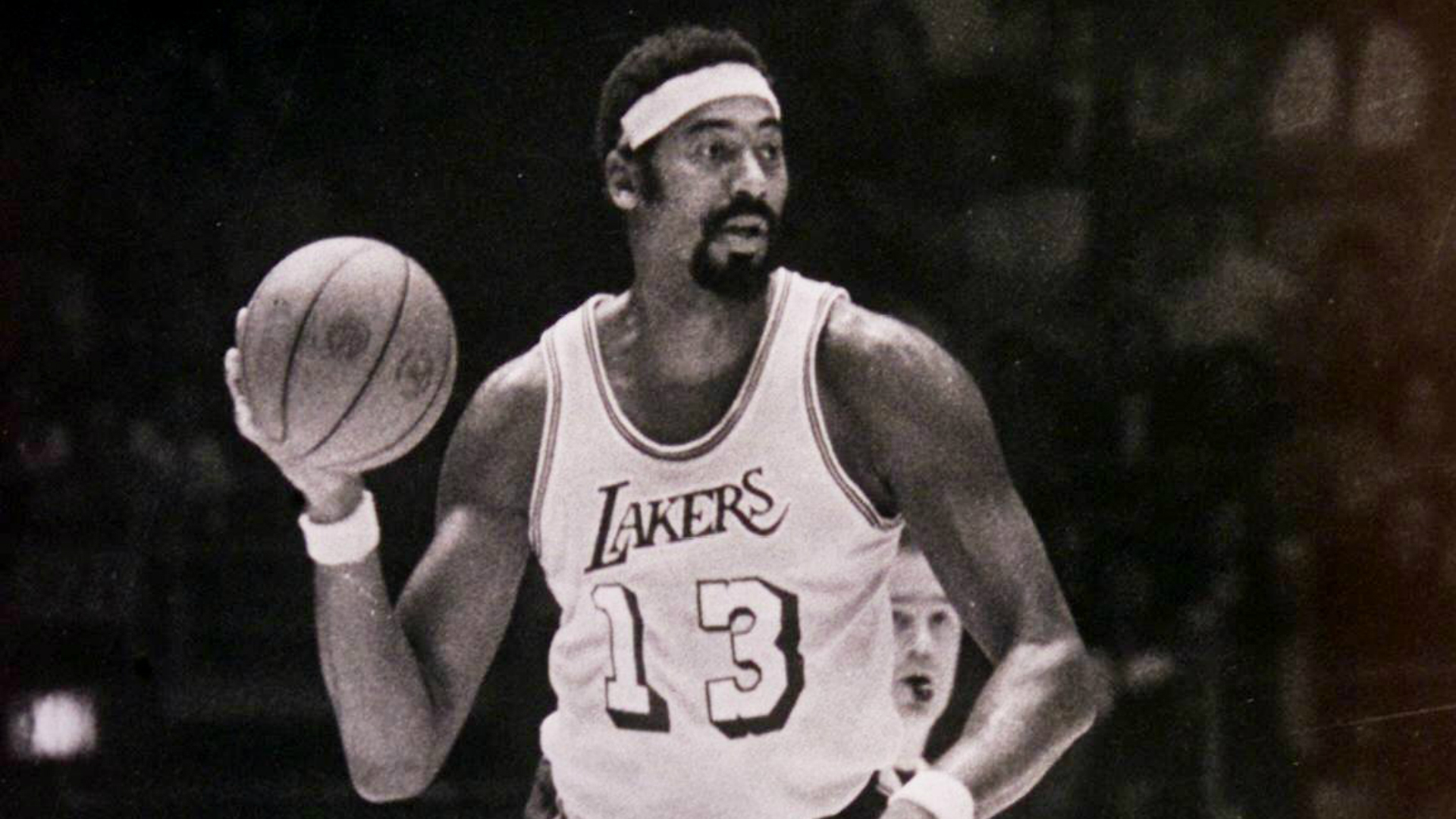 Here's how Wilt Chamberlain once scored zero points in an NBA game ...