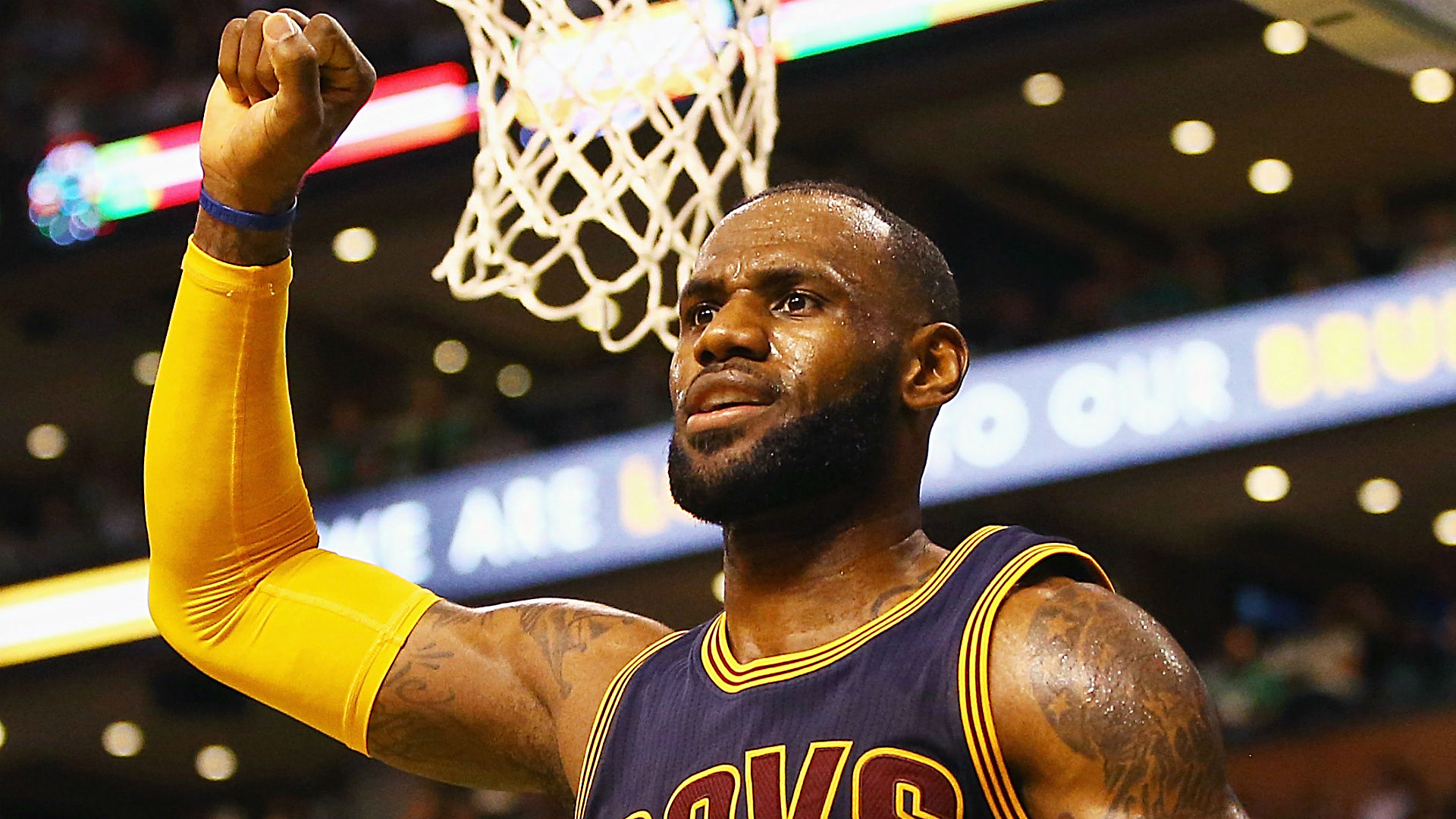 NBA playoffs 2017: LeBron James turns Game 3 warmup into dance party ...