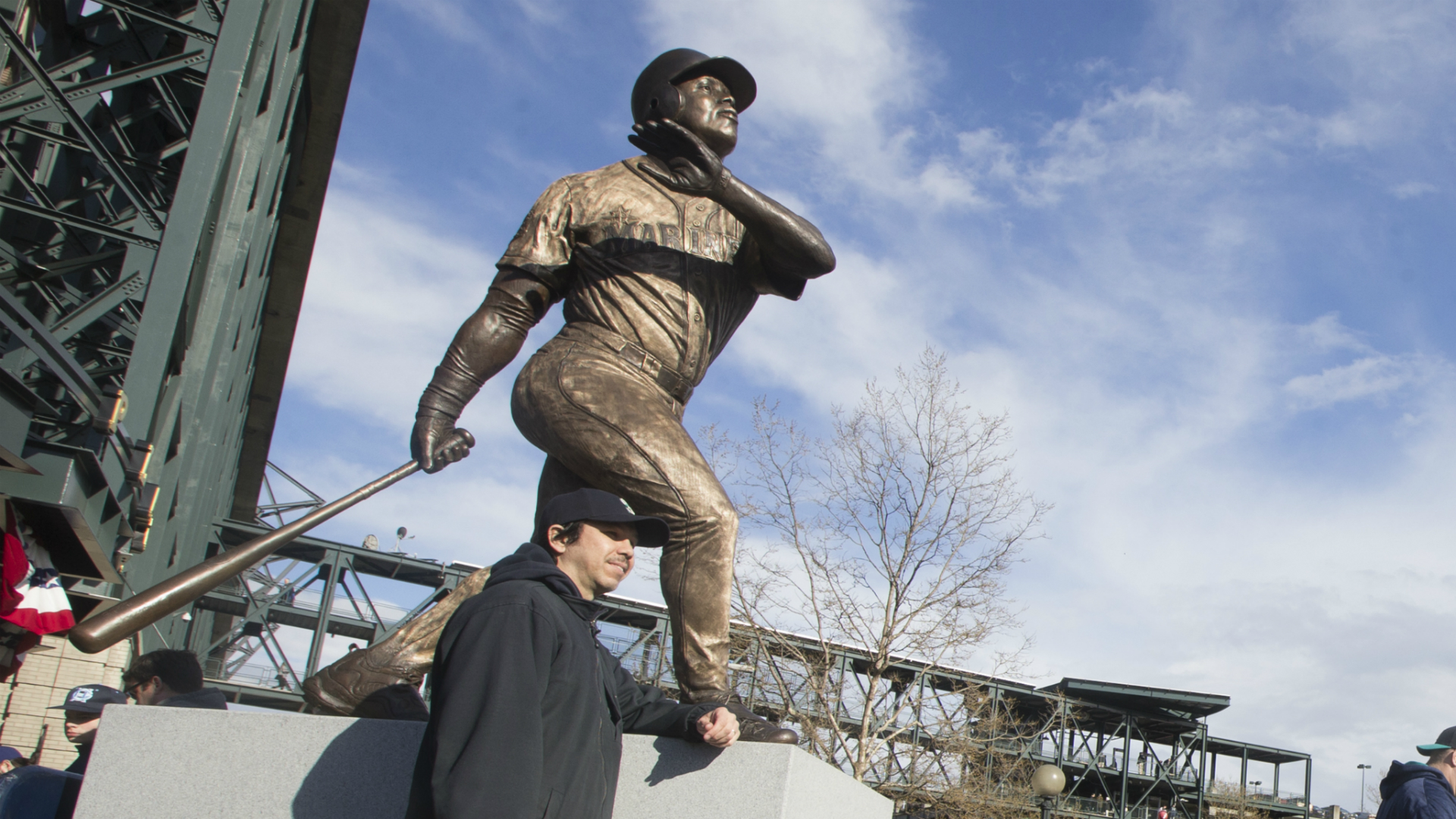 Someone stole Ken Griffey Jr.'s bat off of his statue in front of the ...
