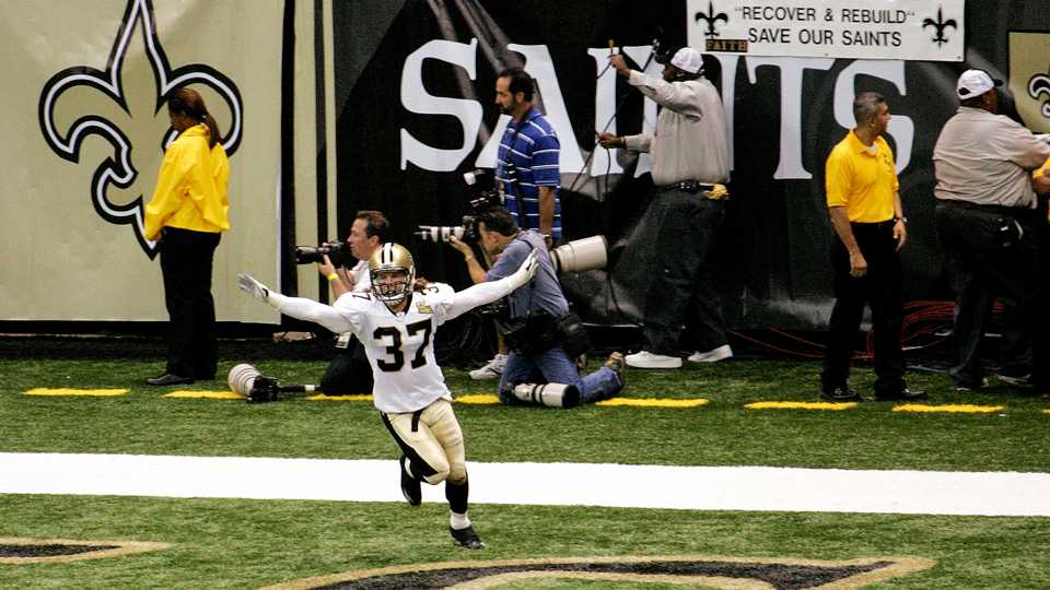 Each NFL team's most iconic play | Sporting News
