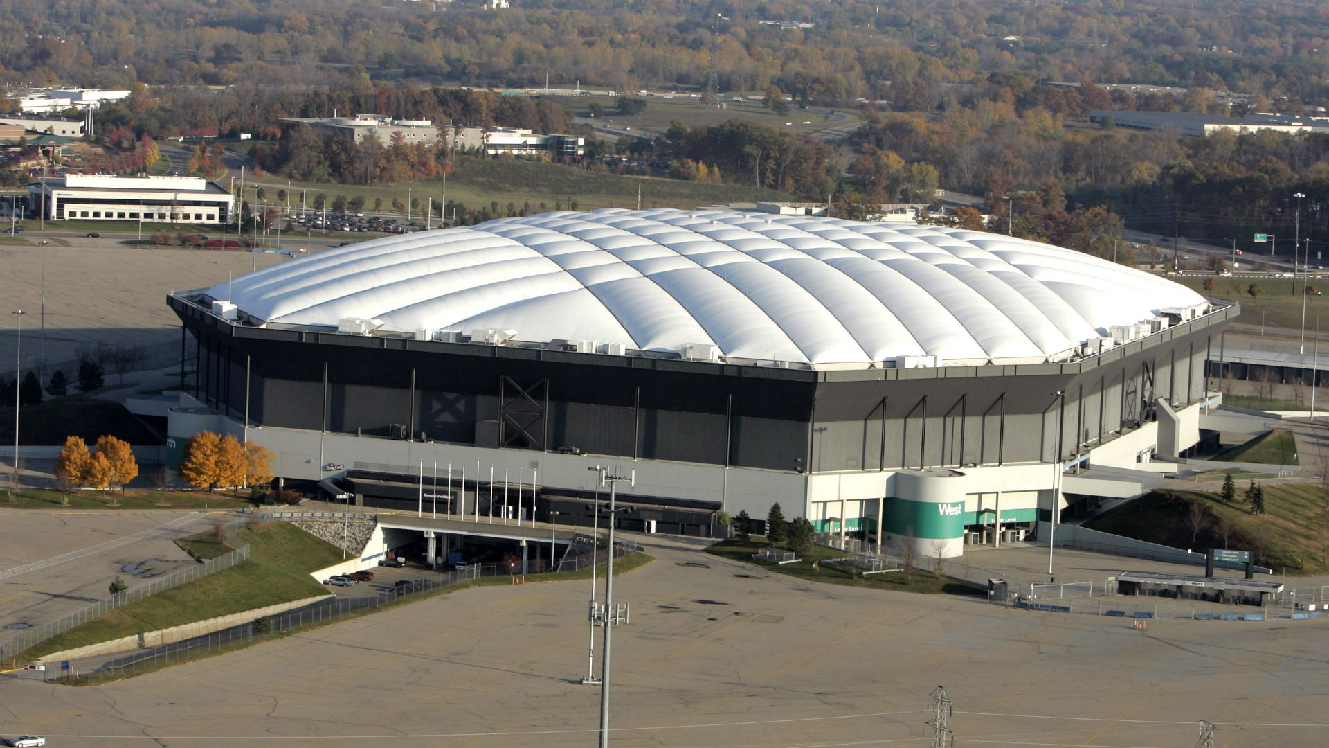 Dilapidated Pontiac Silverdome awaits liquidation | NFL | Sporting News