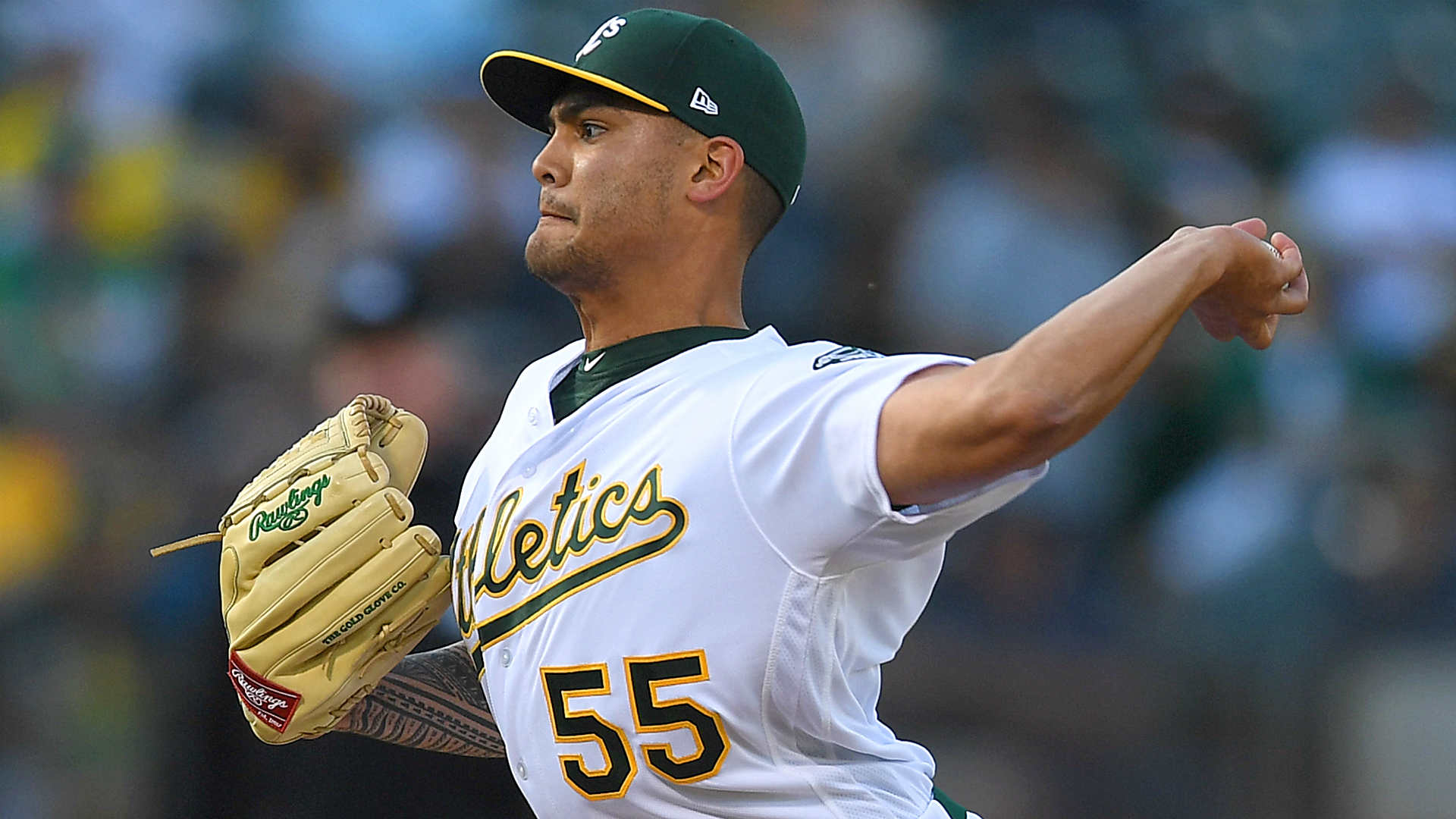 A's pitcher Sean Manaea throws MLB's first no-hitter of 2018 agains...